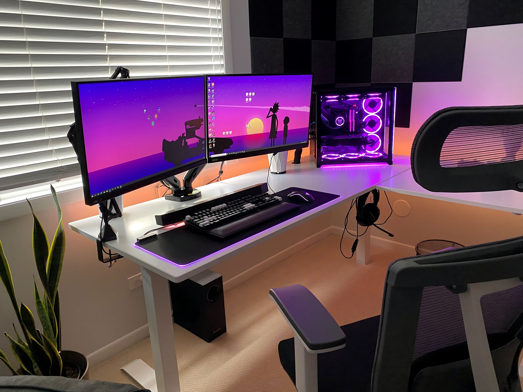 Pink-Themed Home Studio Layouts To Inspire - Home Studio Grooves