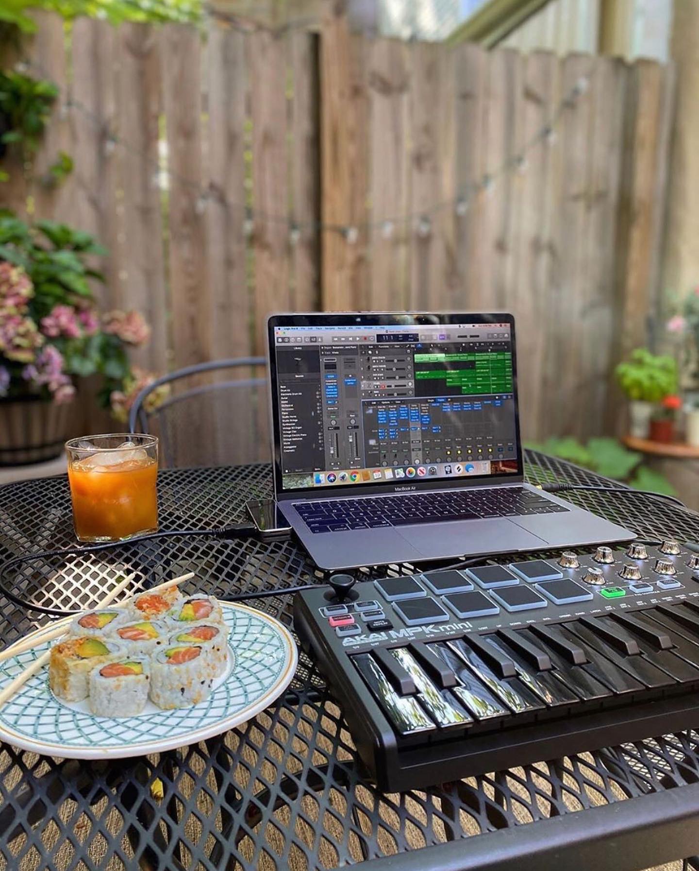 Portable Music Studio Setups for Traveling Creators - Home Studio Grooves