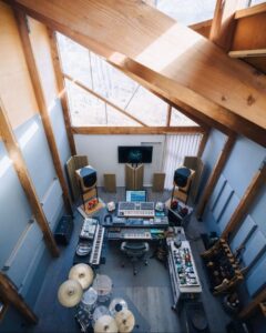 Home Studio Ideas That Look Amazing - Home Studio Grooves