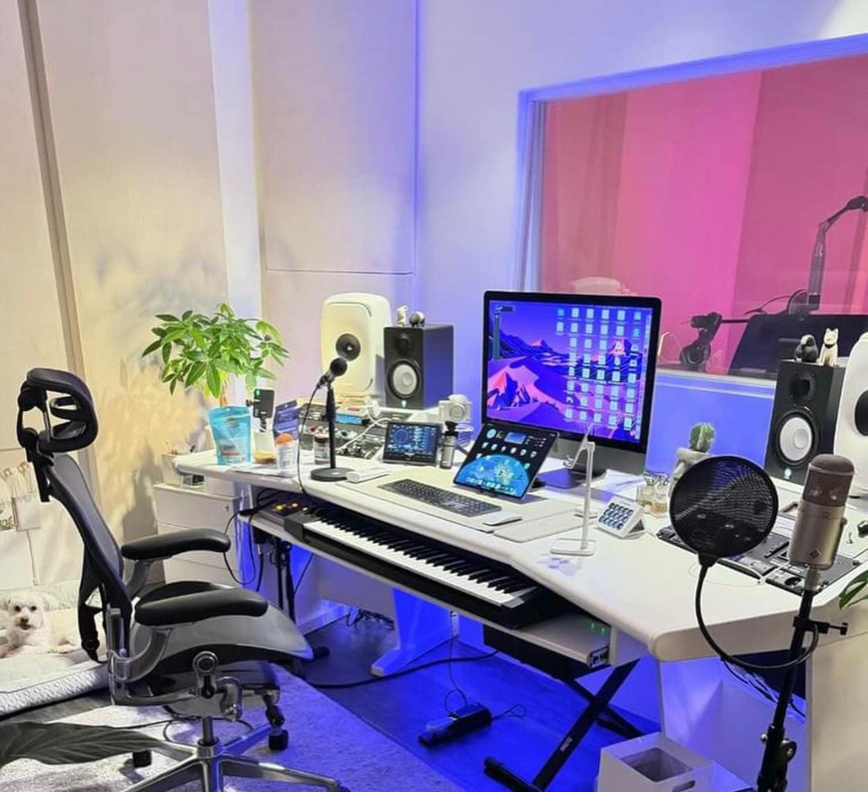 Stunning White Home Studio Designs - Home Studio Grooves