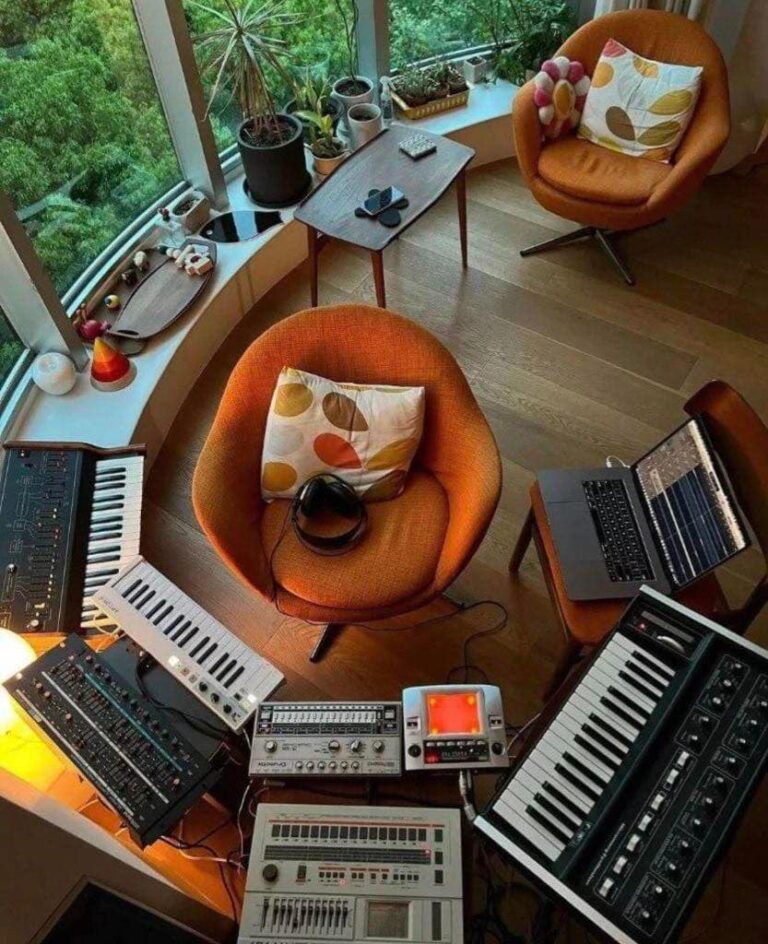 Home Studio Ideas That Look Amazing - Home Studio Grooves