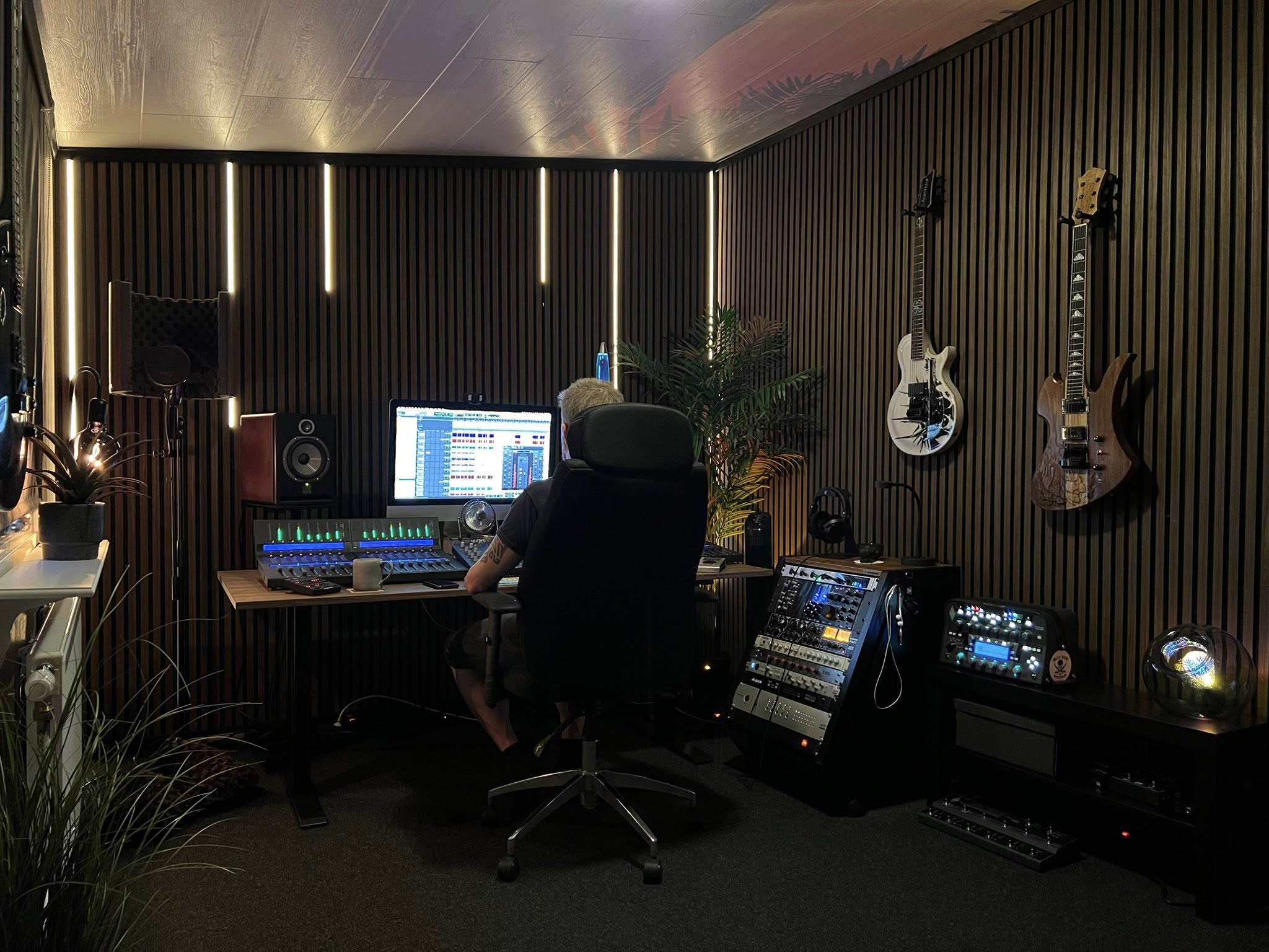 Home Studio Bedroom Setups - Home Studio Grooves